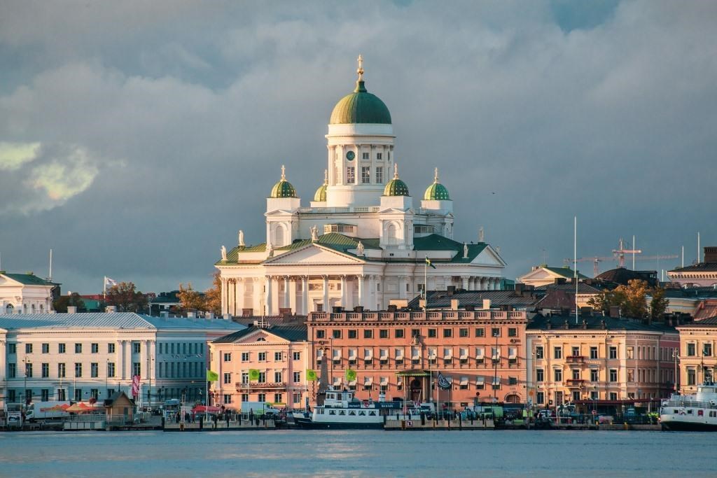 Airlines that fly to and from Helsinki Airport (HEL)